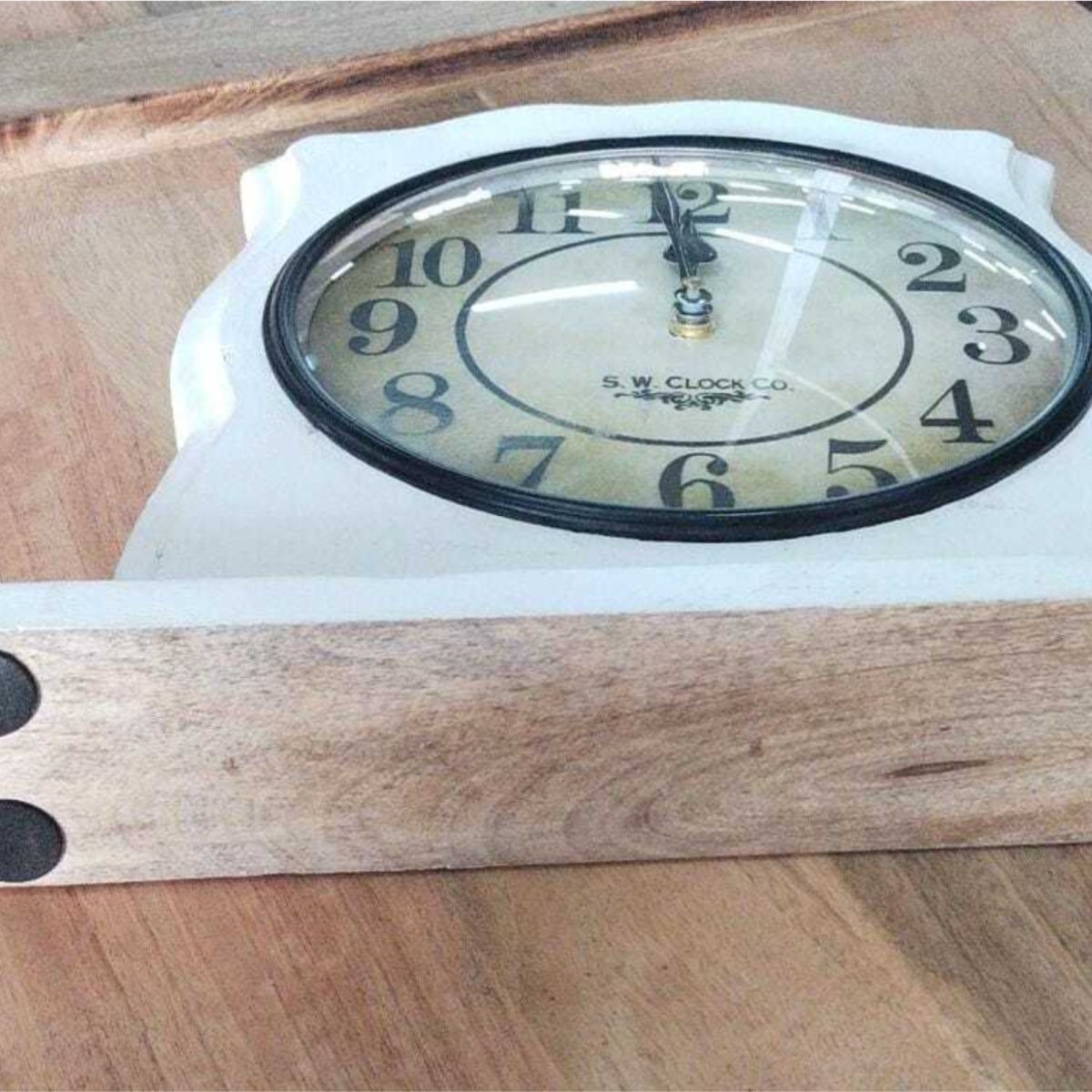 White Mantle Clock – Rustic Furniture Outlet